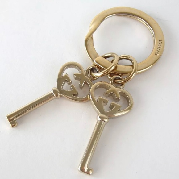 Gucci | Accessories | Gucci Double Heart Interlocking G Key Ring Bag ...
